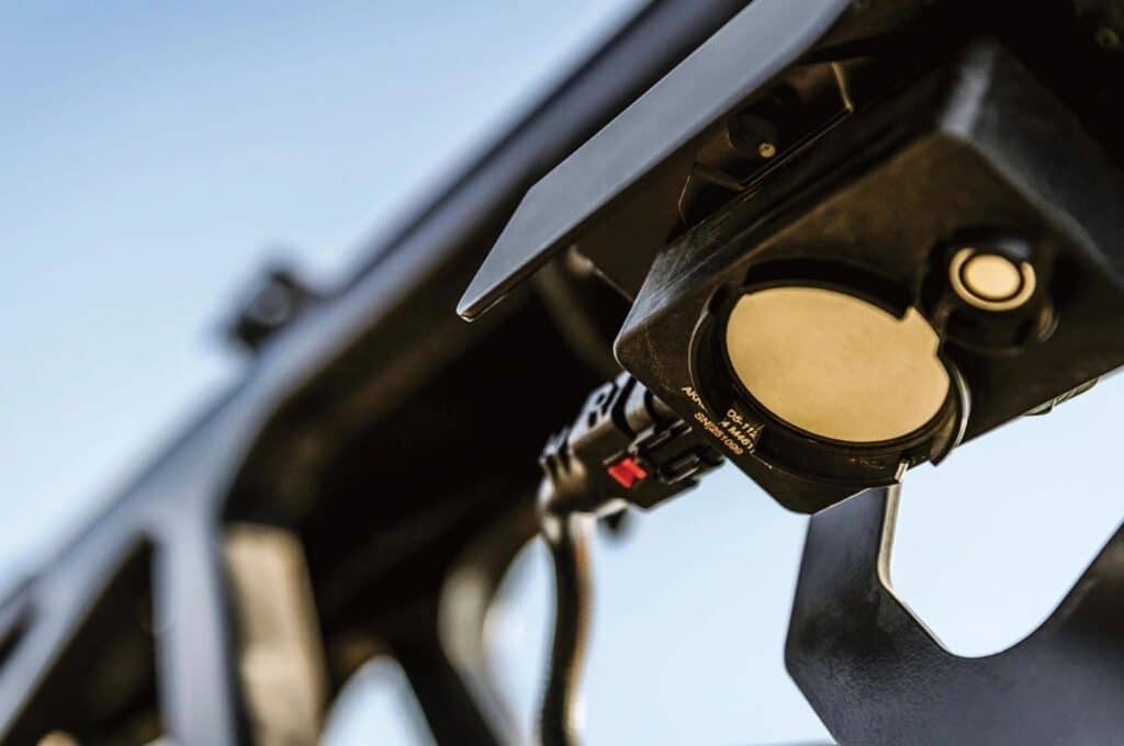 Targeted spraying with John Deere See & Spray Ultimate - World Agritech