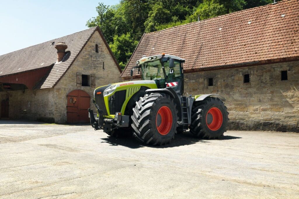 Claas builds Xerion limited anniversary edition - World Agritech