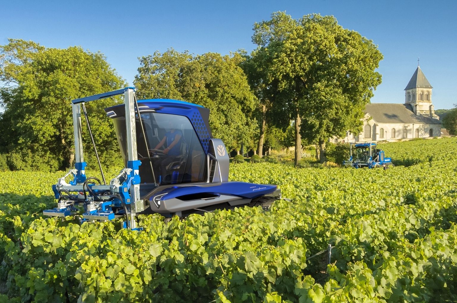 New Holland Straddle wins design award - World Agritech
