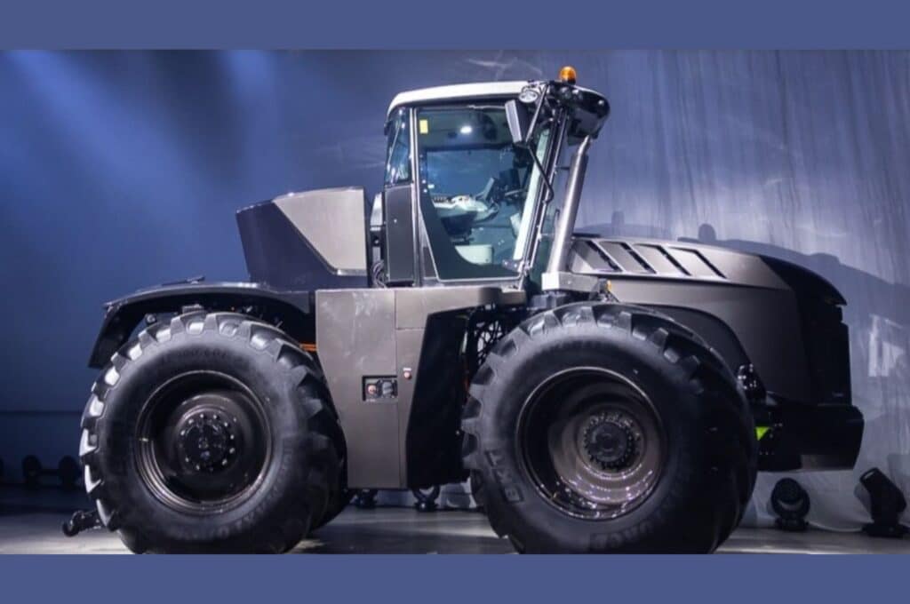 Auga produces first M1 hybrid tractors - World Agritech