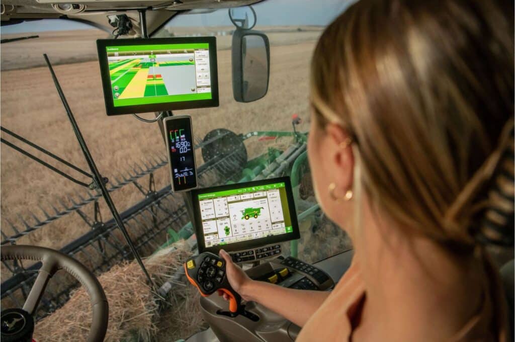 John Deere updates precision ag technology - World Agritech
