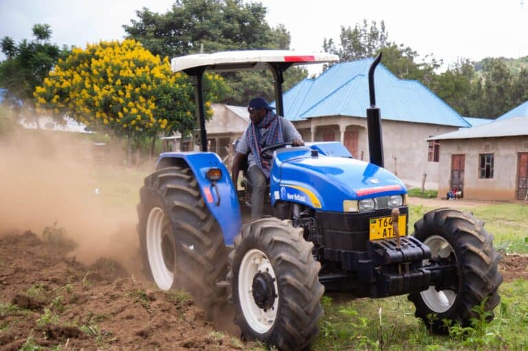 200 New Holland tractors for Tanzania - World Agritech