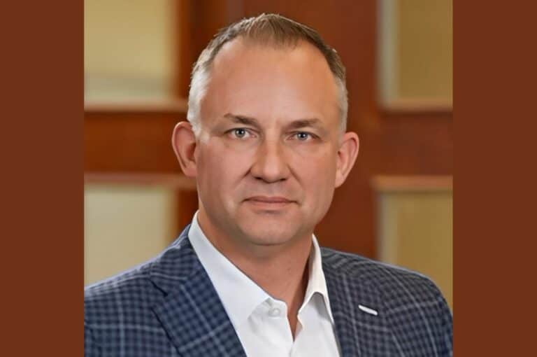 Neil Hunn joins Deere board of directors - World Agritech